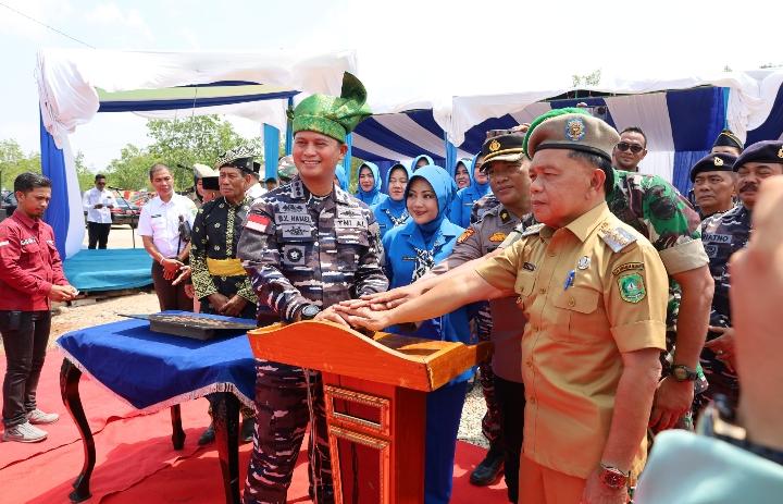 Danlanal Dumai Resmikan Gedung Baru Pos TNI AL Selatpanjang