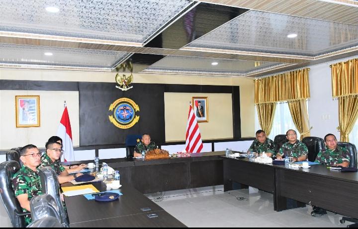 Danlantamal I Ikuti Pengarahan Pangkoarmada RI Melalui Vicon
